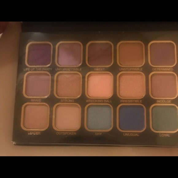 Giordano | Makeup | Giordano Colors Fly Free Eyeshadow Palette | Poshmark